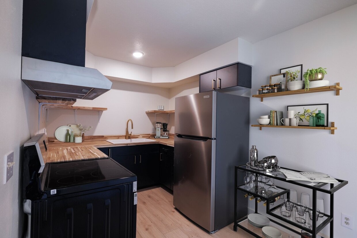 Revival Apartments - 1706-1724 S 19th Ave Bozeman, MT 59718 ...