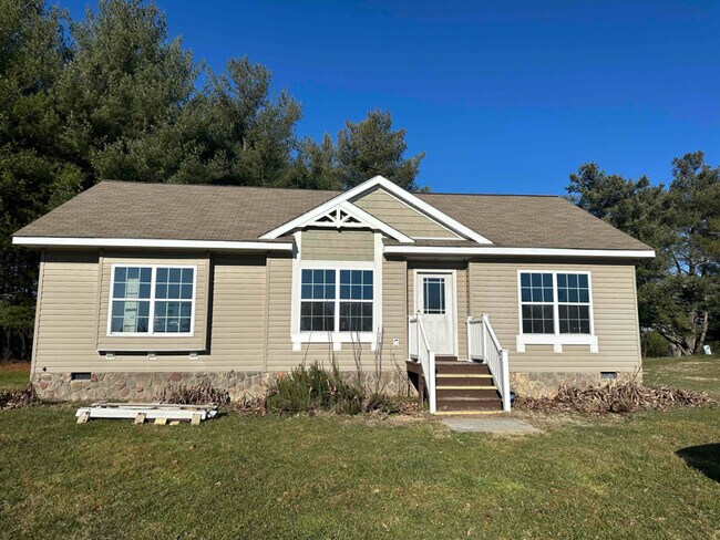 18262 Seals Rd, Bowling Green, VA 22427 | Apartments.com