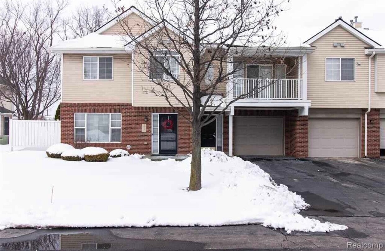 3336 N Pointe Blvd Unit 139, Melvindale, MI 48122 - Condo for Rent in ...