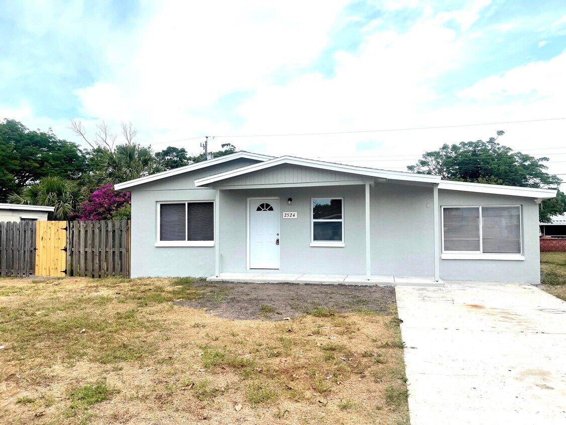 2524 Pepper Ave, Melbourne, FL 32935 - House Rental in Melbourne, FL ...