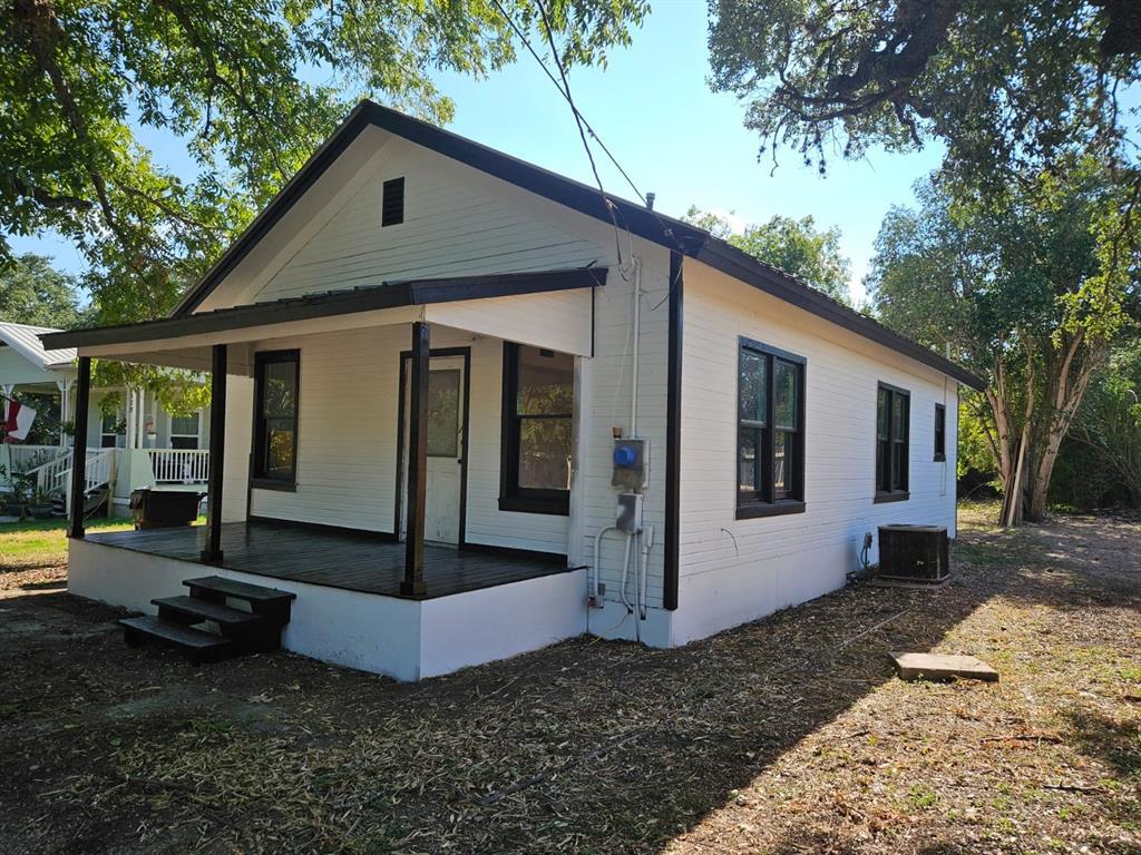 931 Red River St, Lockhart, TX 78644 - House Rental in Lockhart, TX ...