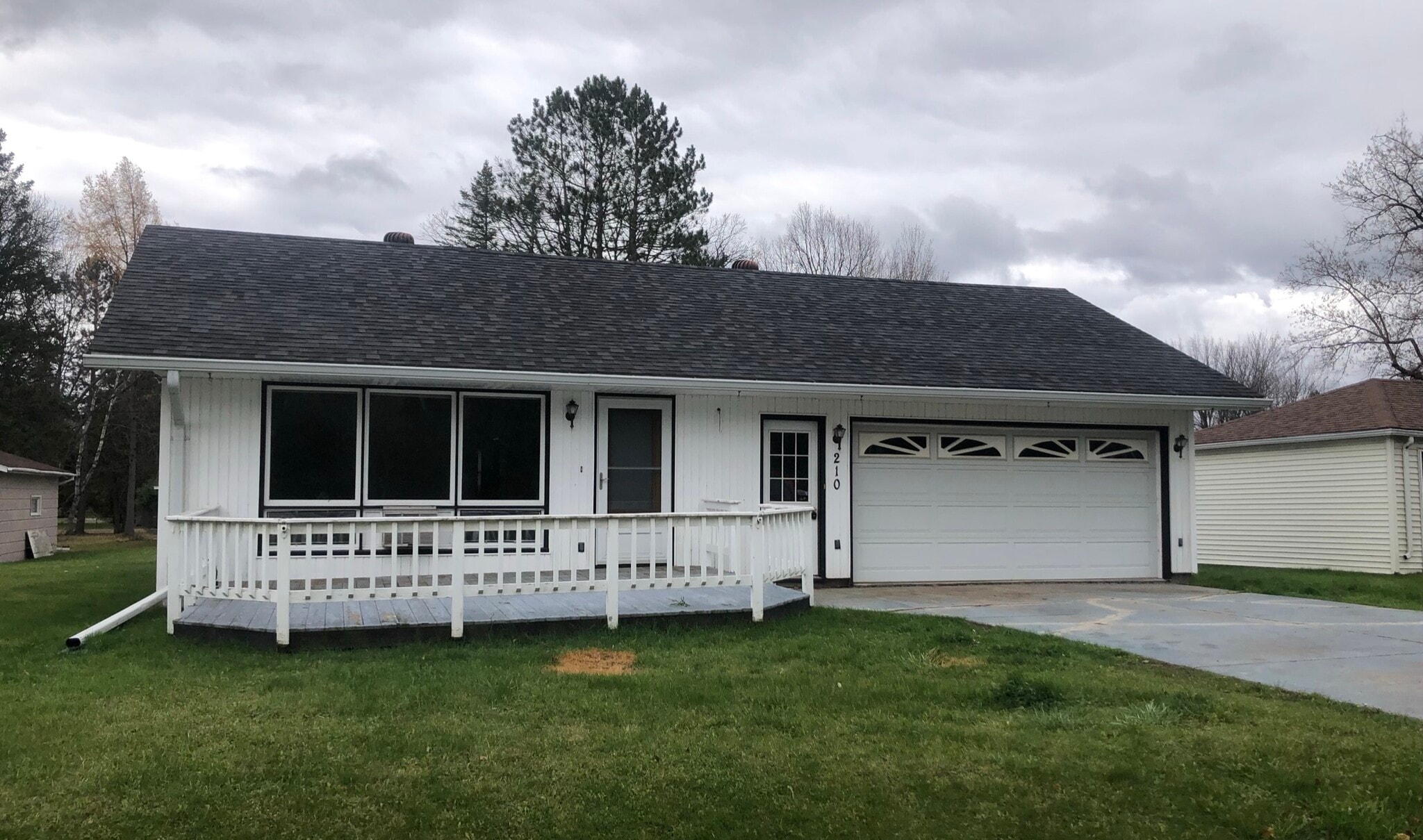 210 2nd Ave E, Floodwood, MN 55736 - House Rental in Floodwood, MN ...