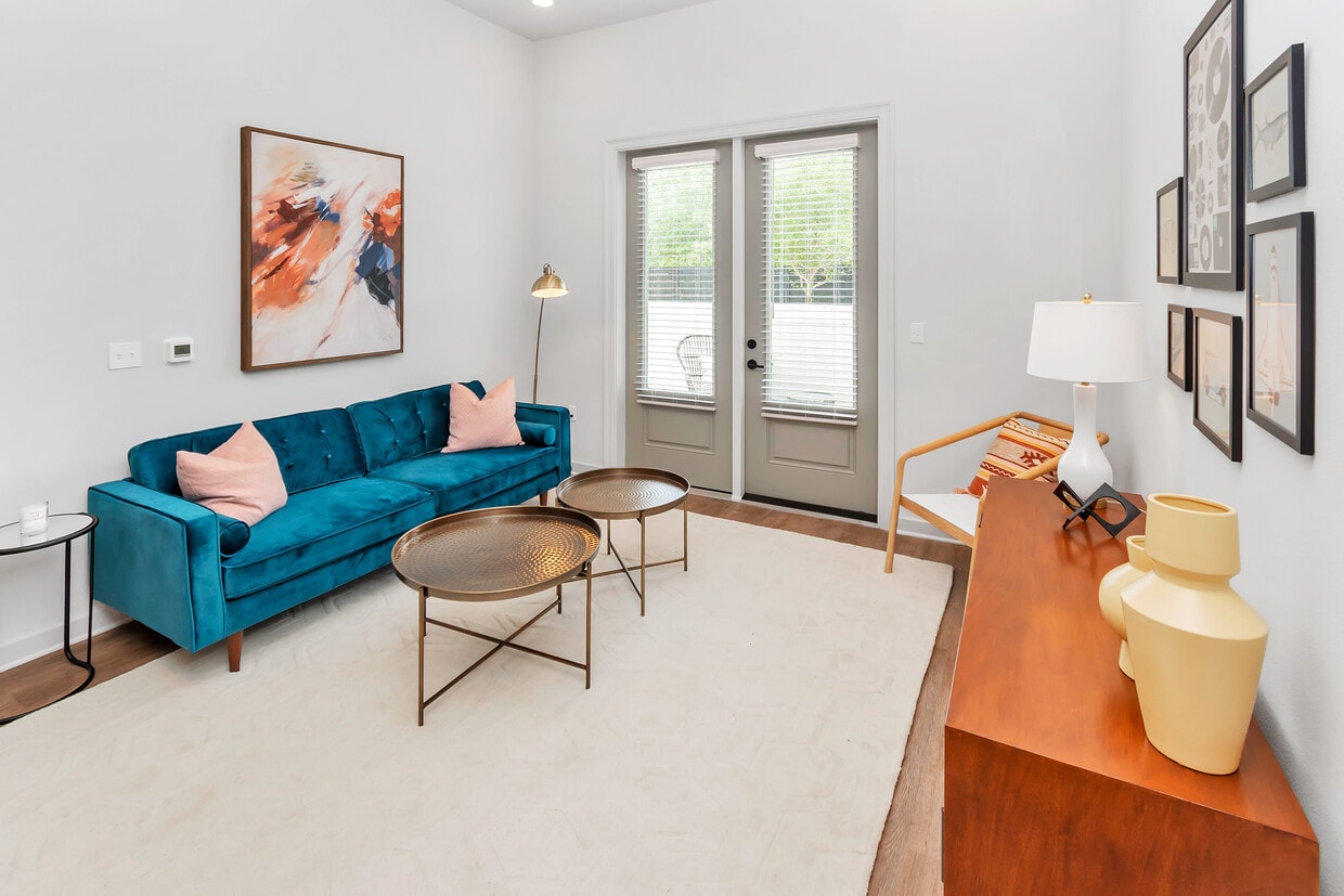 DAWSON PARK APARTMENTS - 8451 Picardy Ave Baton Rouge, LA 70809 ...