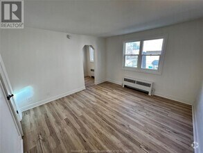 Apartments for Rent Near University of Windsor Main Campus - Windsor ...