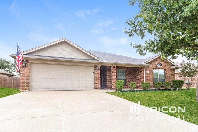 Elk Ridge Estates Apartments for Rent with Hardwood Floors - Burleson ...