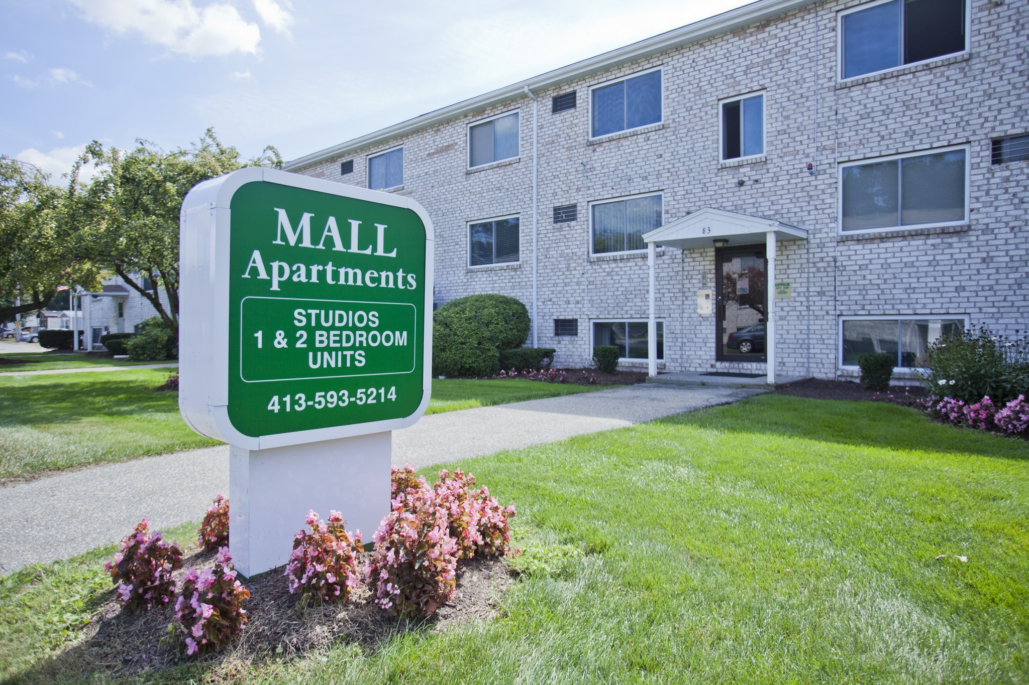 Mall Apartments - 68-91 Edbert St Chicopee, MA 01020 | Apartments.com