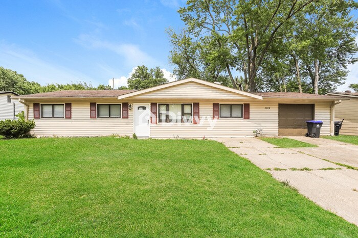 1155 Flicker Dr, Florissant, MO 63031 - House Rental in Florissant, MO ...