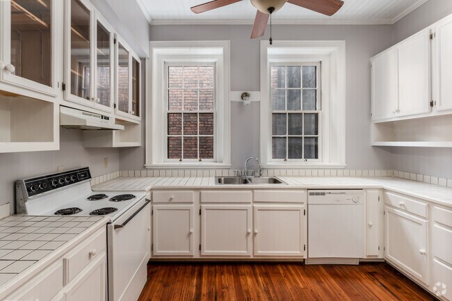 Downtown Athens Loft Apartments for Rent - Athens, GA - Updated Today ...