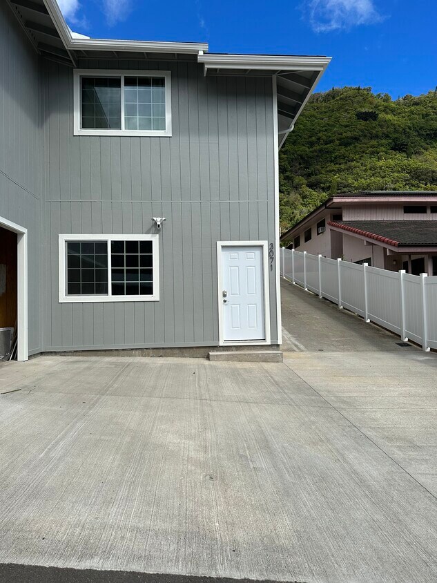 3071 Kalawao St, Honolulu, HI 96822 - House Rental in Honolulu, HI ...