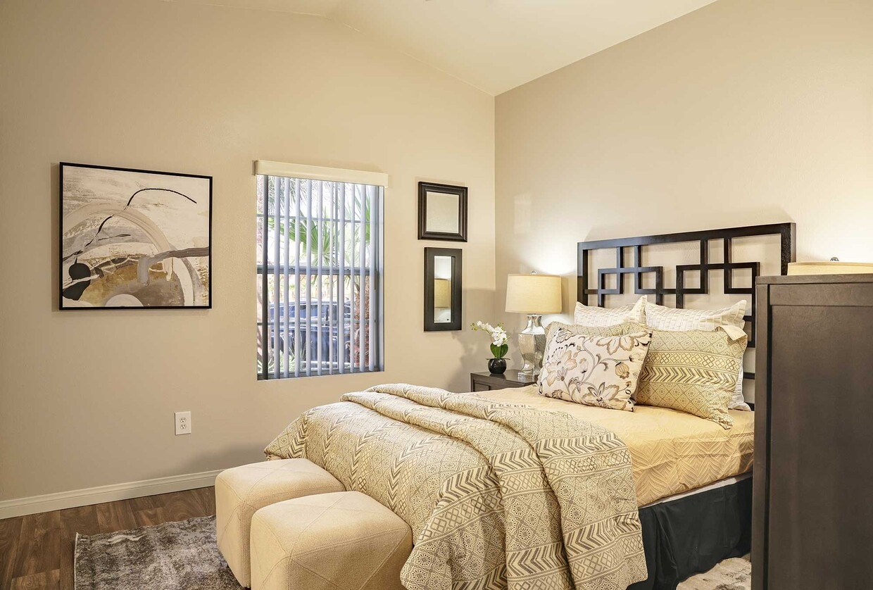 La Serena at the Parque - 1237 W Alexander Rd North Las Vegas, NV 89032 ...