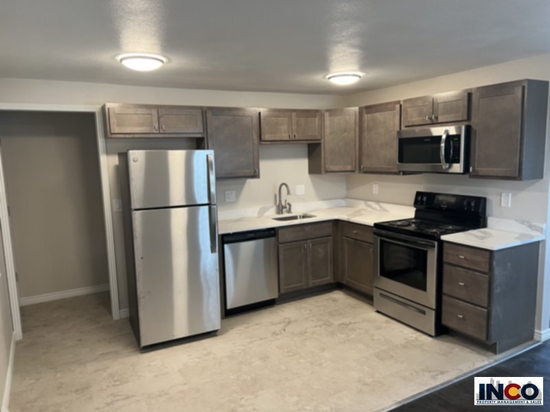 2904 W Chenango Ave, Englewood, CO 80110 - House Rental in Englewood ...