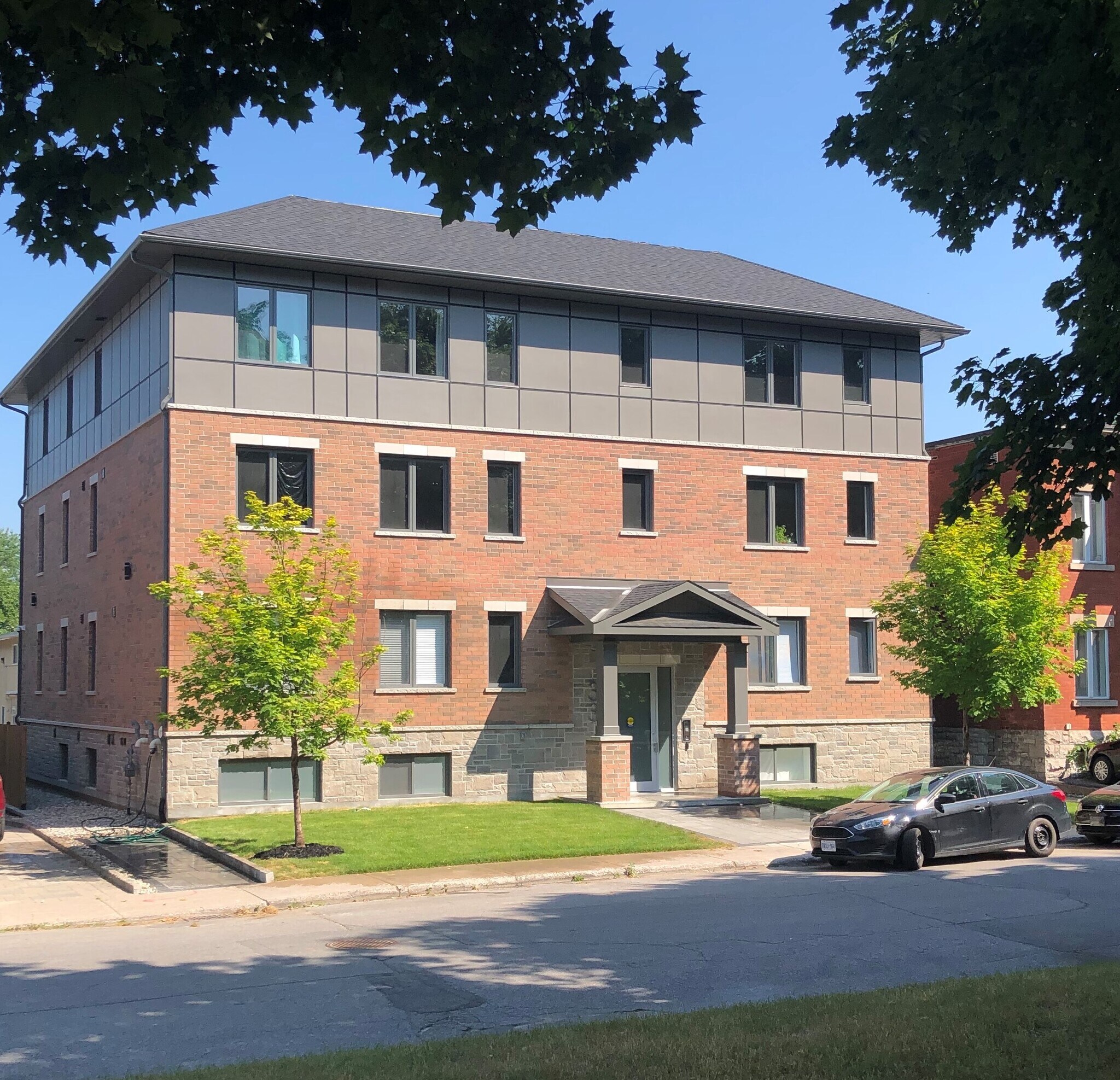 33 Heney St, Ottawa, ON K1N 5V6 Apartments - 33 Heney St Ottawa, ON ...