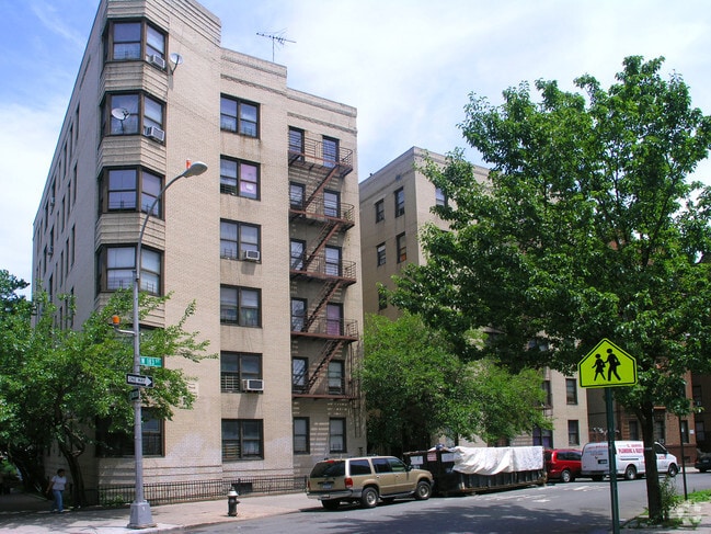 111 W 183rd St, Bronx, NY 10453 Apartments - Bronx, NY | Apartments.com