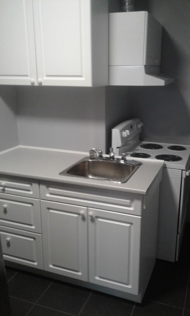 46549 Yale Rd, Chilliwack, BC V2P 2R6 Apartments - 46549 Yale Rd ...