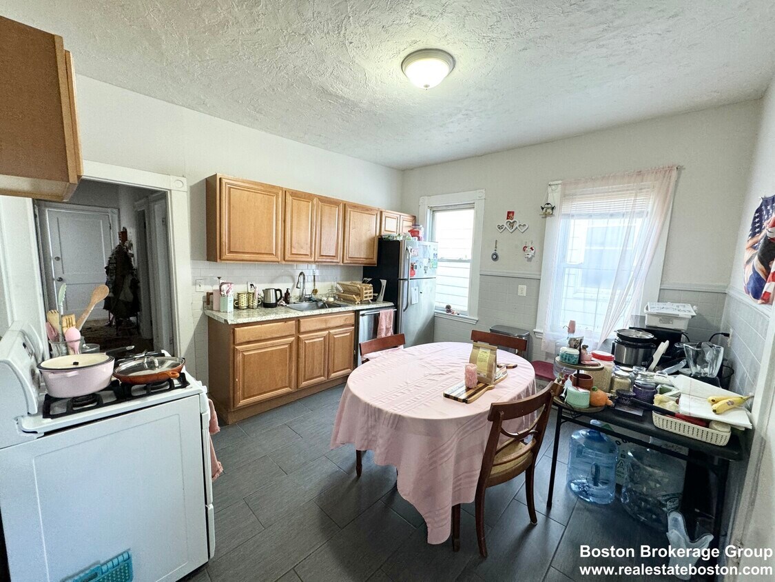 10 Wave Ave Unit 3, Boston, MA 02125 - 10 Wave Ave Boston, MA 02125 ...