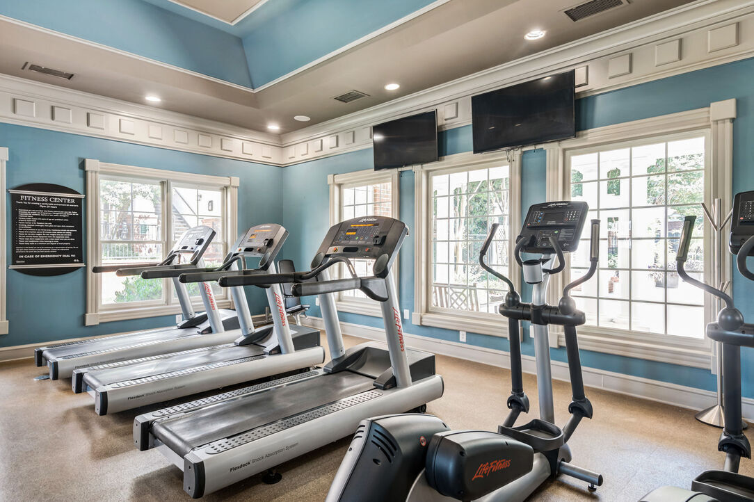 The Trails at King Farm Apartments - 465 Elmcroft Blvd Rockville, MD ...