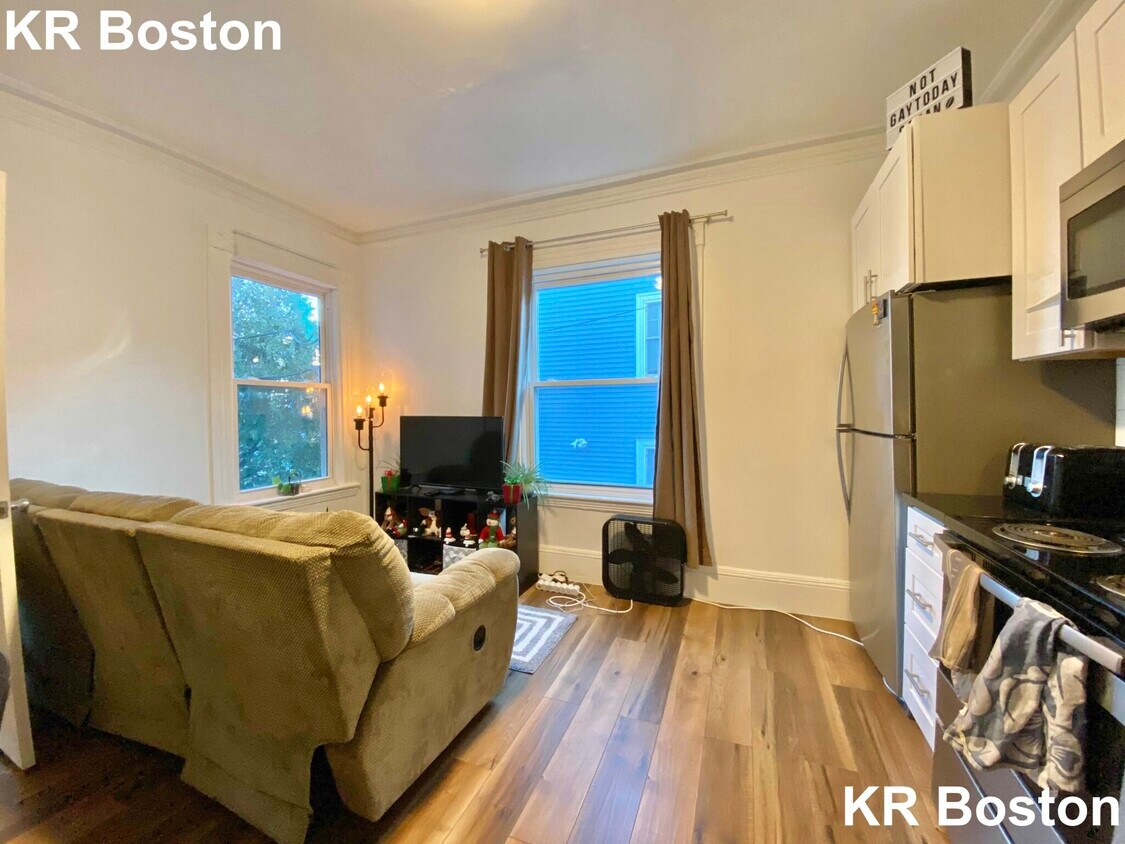 7 Higgins St Unit 4, Boston, MA 02134 - 7 Higgins St Boston, MA 02134 ...