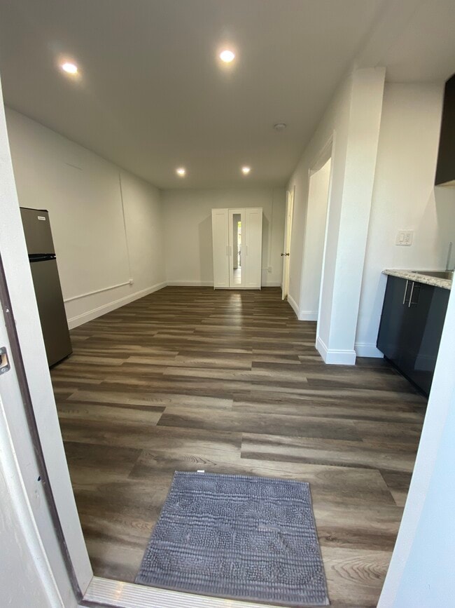 2801 NW 6th St Unit 2801 NW 6th Street, Miami, FL 33125 - Apartments in ...