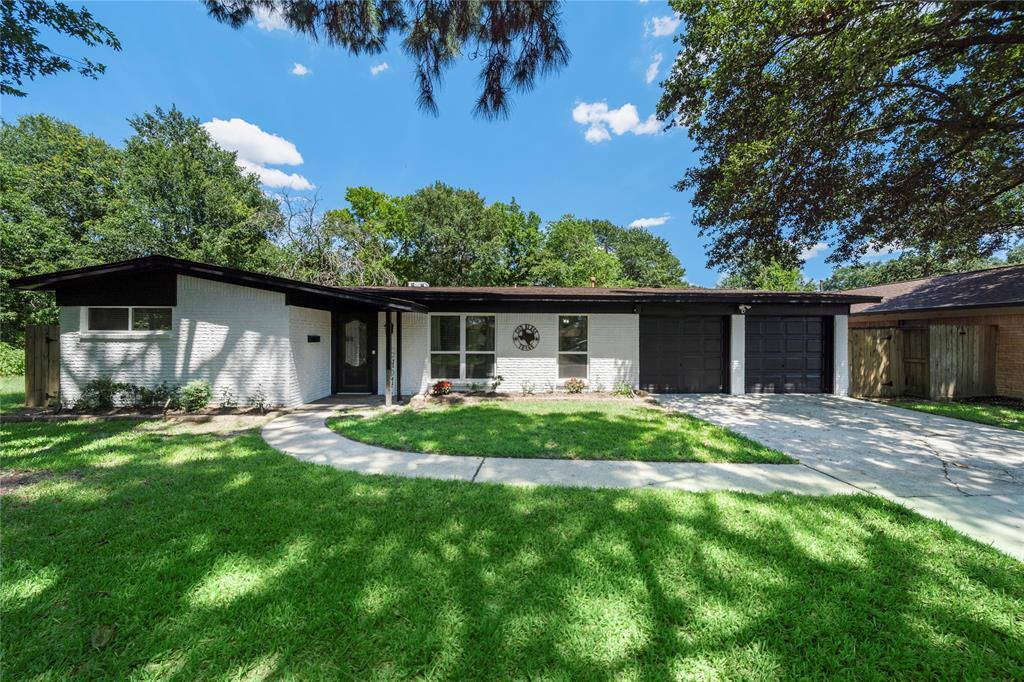 2030 Mapleton Dr, Houston, TX 77043 - House Rental in Houston, TX ...