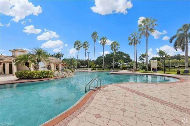 Calusa Palms Furnished Townhouses for Rent - Fort Myers, FL