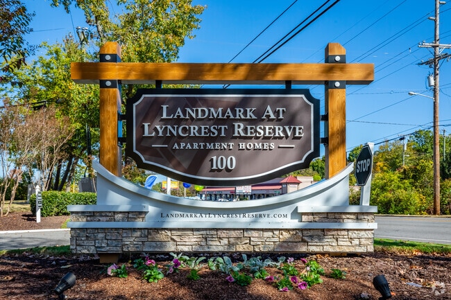 Landmark at Lyncrest Reserve - Apartments in Nashville, TN | Apartments.com