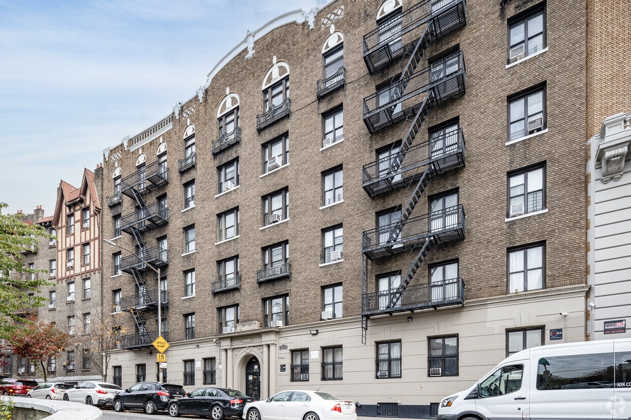 812 Riverside Dr, New York, NY 10032 - 812 Riverside Dr New York, NY ...