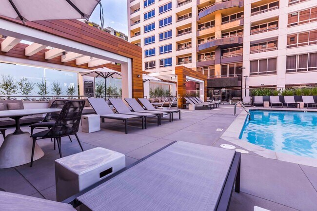 Museum Tower Apartments - Los Angeles, CA | Apartments.com