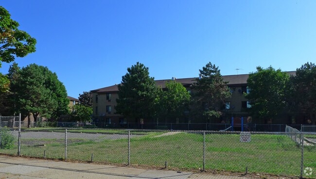 Sutter Gardens Apartments - Brooklyn, NY | Apartments.com