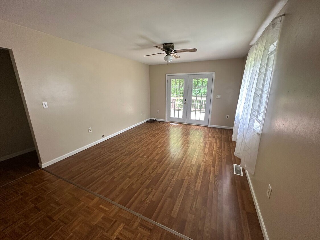 9906 Green Bay Rd Unit B, Rice, VA 23966 - Room for Rent in Rice, VA ...