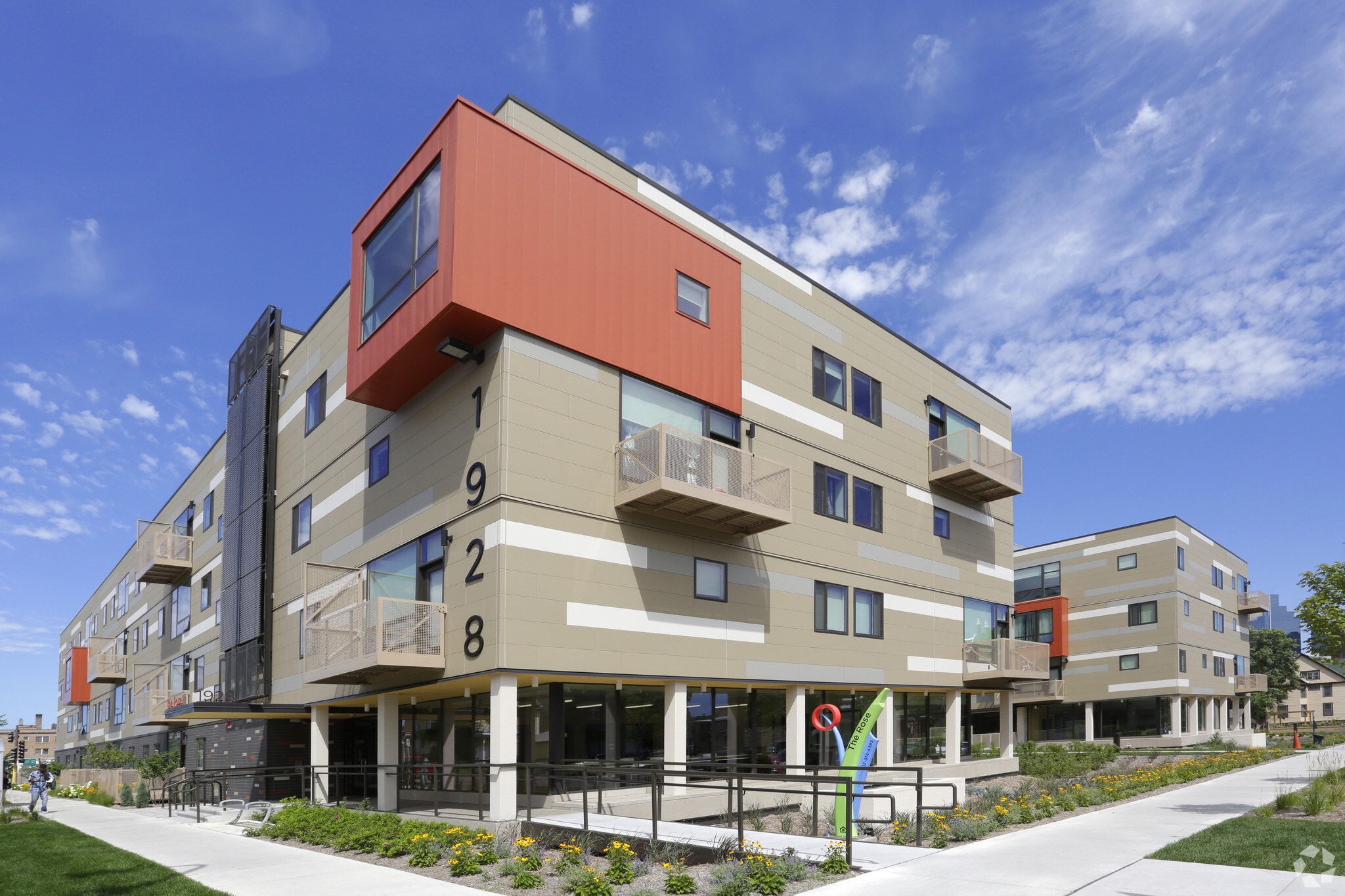 Rose - 1928 Portland Ave Minneapolis, MN 55404 | Apartments.com