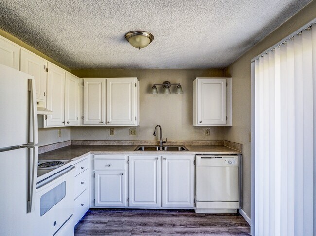 Gateway Village - Apartments in Springfield, OR | Apartments.com