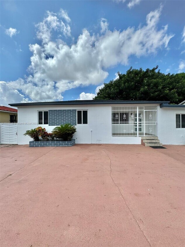 9050 NW 33rd Ave, Miami, FL 33147 - House Rental in Miami, FL ...