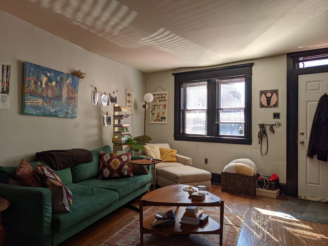 151 Poplar St, Philadelphia, PA 19123 - House Rental in Philadelphia ...