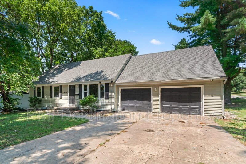 10812 E 49 St, Kansas City, MO 64133 - House Rental in Kansas City, MO ...