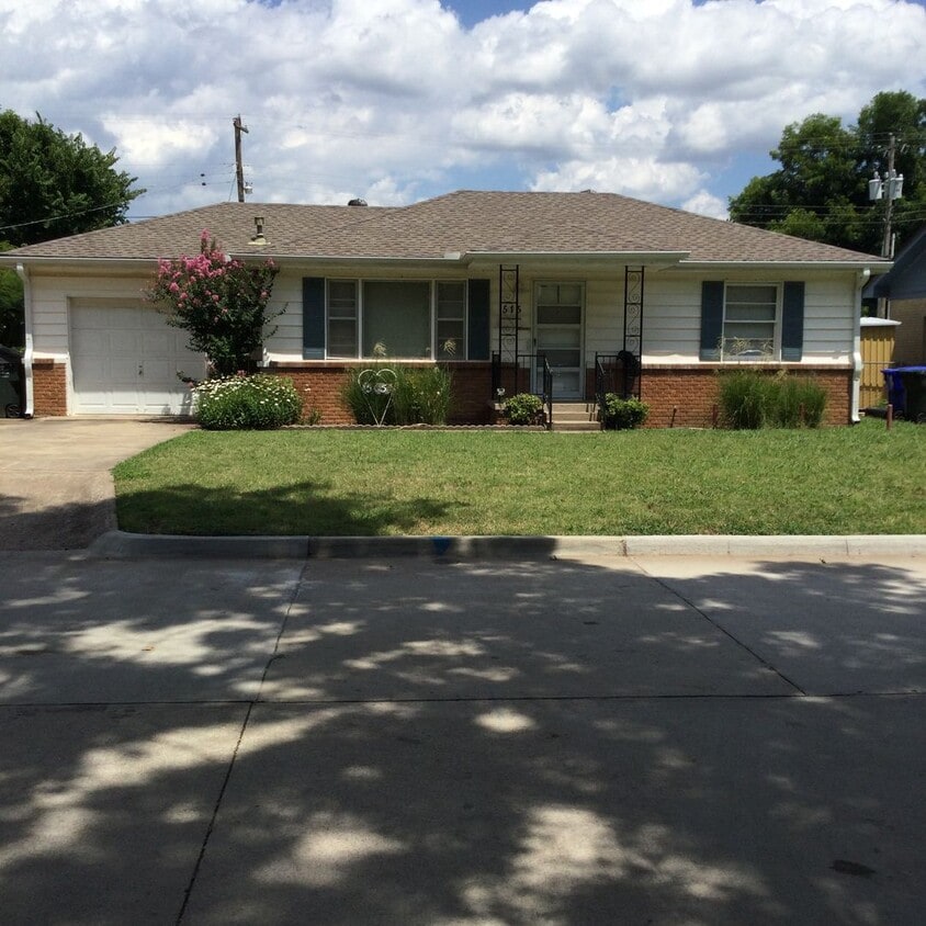 515 Rosedale Dr, Norman, OK 73069 - House Rental in Norman, OK | Apartments.com