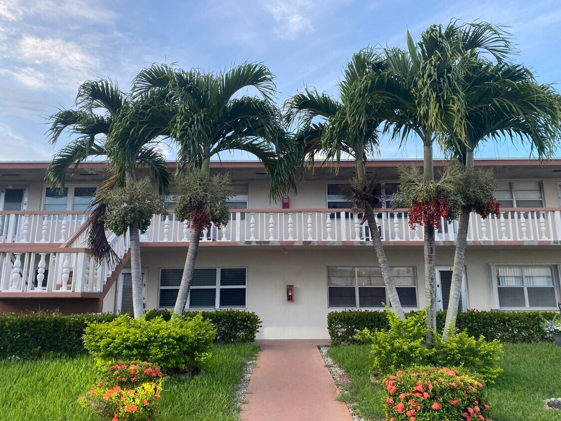 14 Coventry A Unit 14, West Palm Beach, FL 33417 - Condo for Rent in West Palm Beach, FL ...