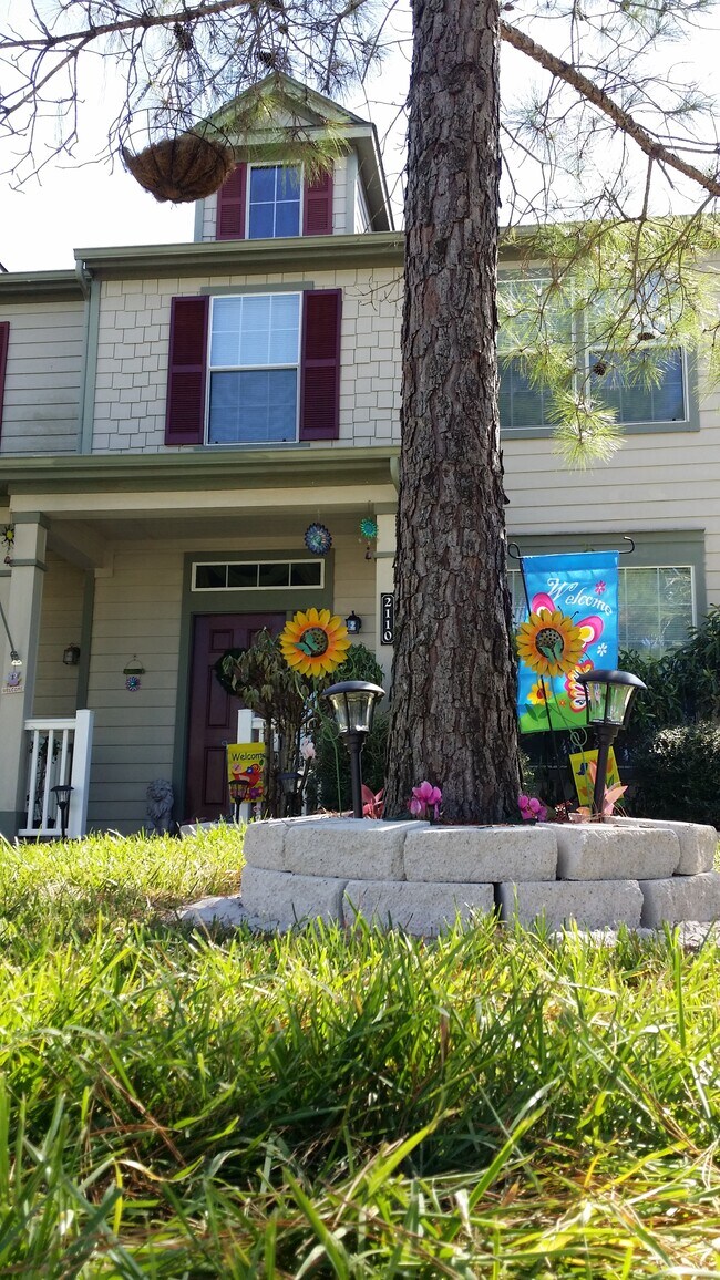 Spring Crossing Apartments for Rent with High Ceilings - Spring, TX ...