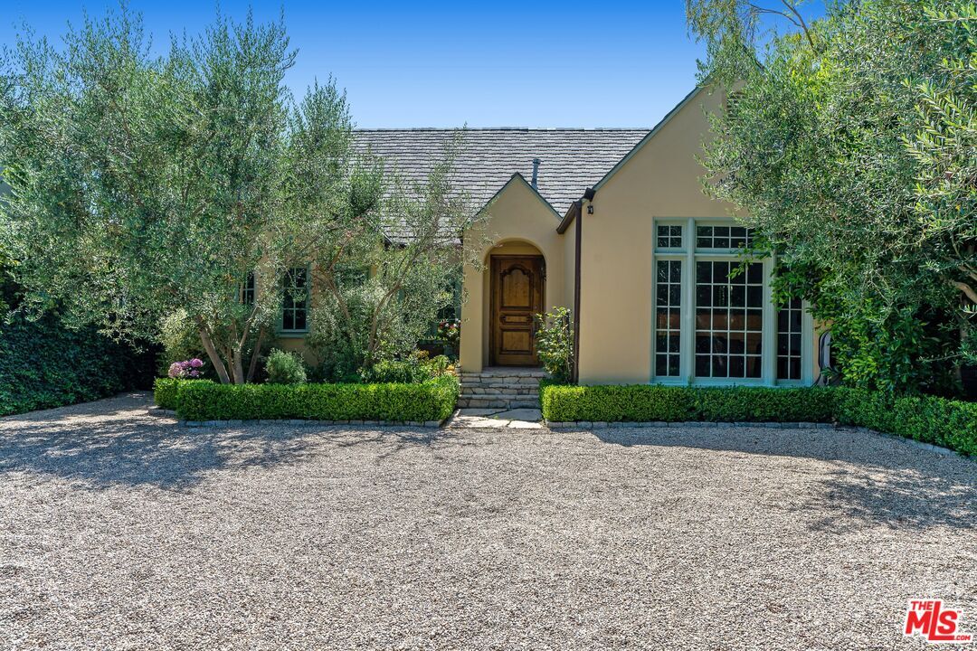343 S Bundy Dr, Los Angeles, CA 90049 - House Rental in Los Angeles, CA ...