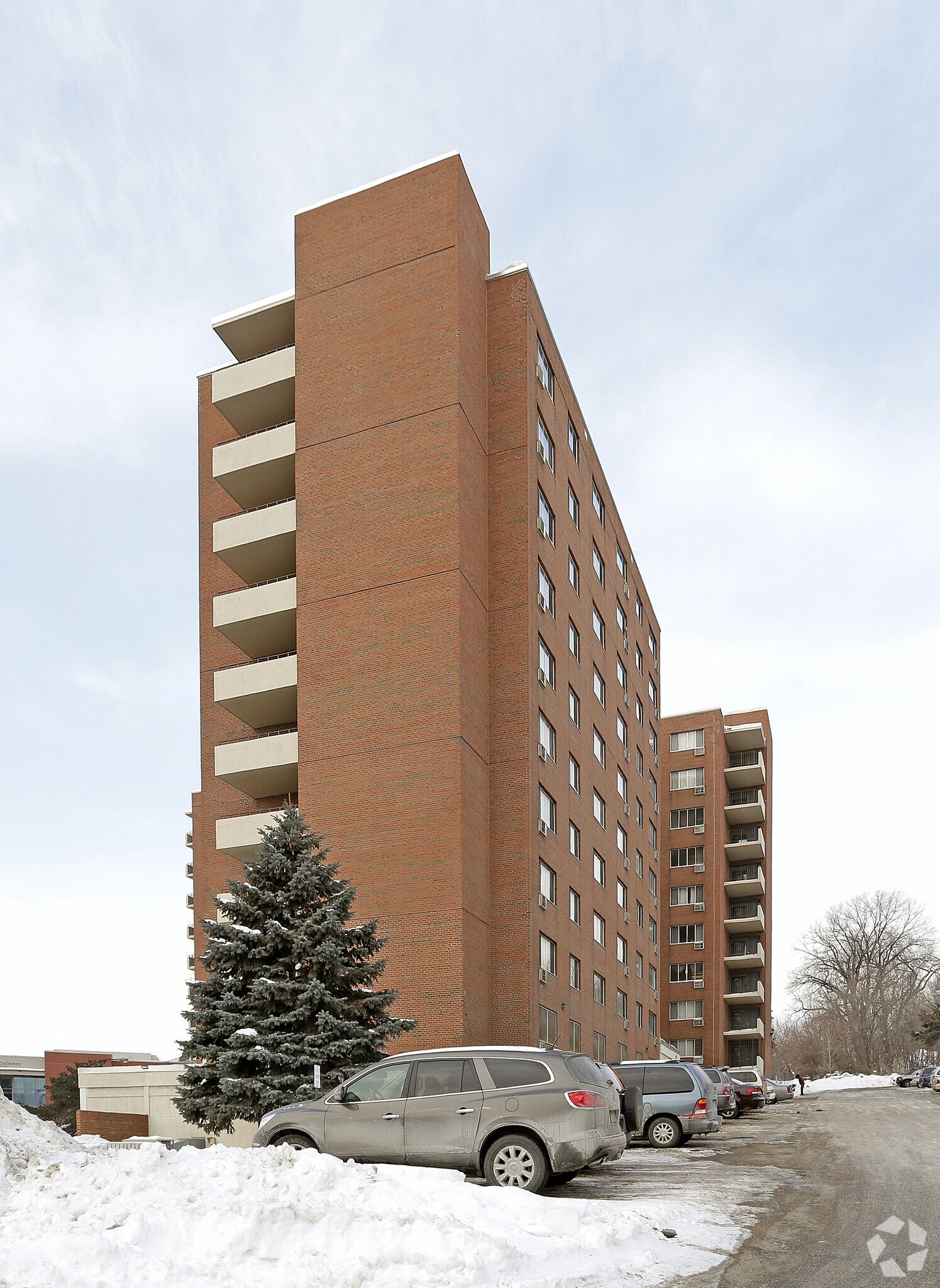 Valley Hi-Rise - 261 University Ave E Saint Paul, MN 55101 | Apartments.com