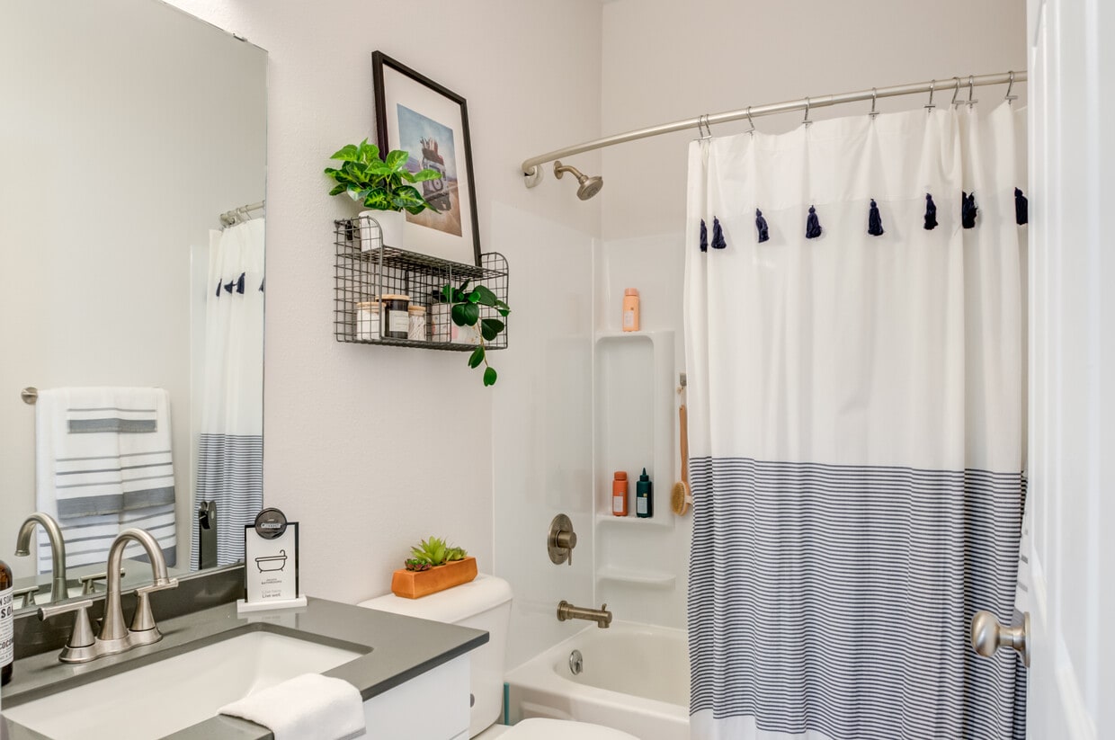 The Pointe at State College - 501 Vairo Blvd State College, PA 16803 ...