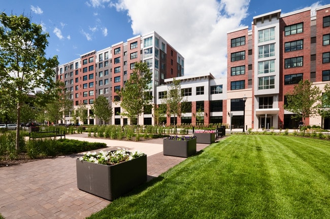 Estuary Apartments - Weehawken, NJ | Apartments.com