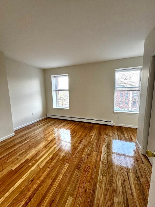 724 Ocean Ave Unit # 2, Jersey City, NJ 07305 | Apartments.com