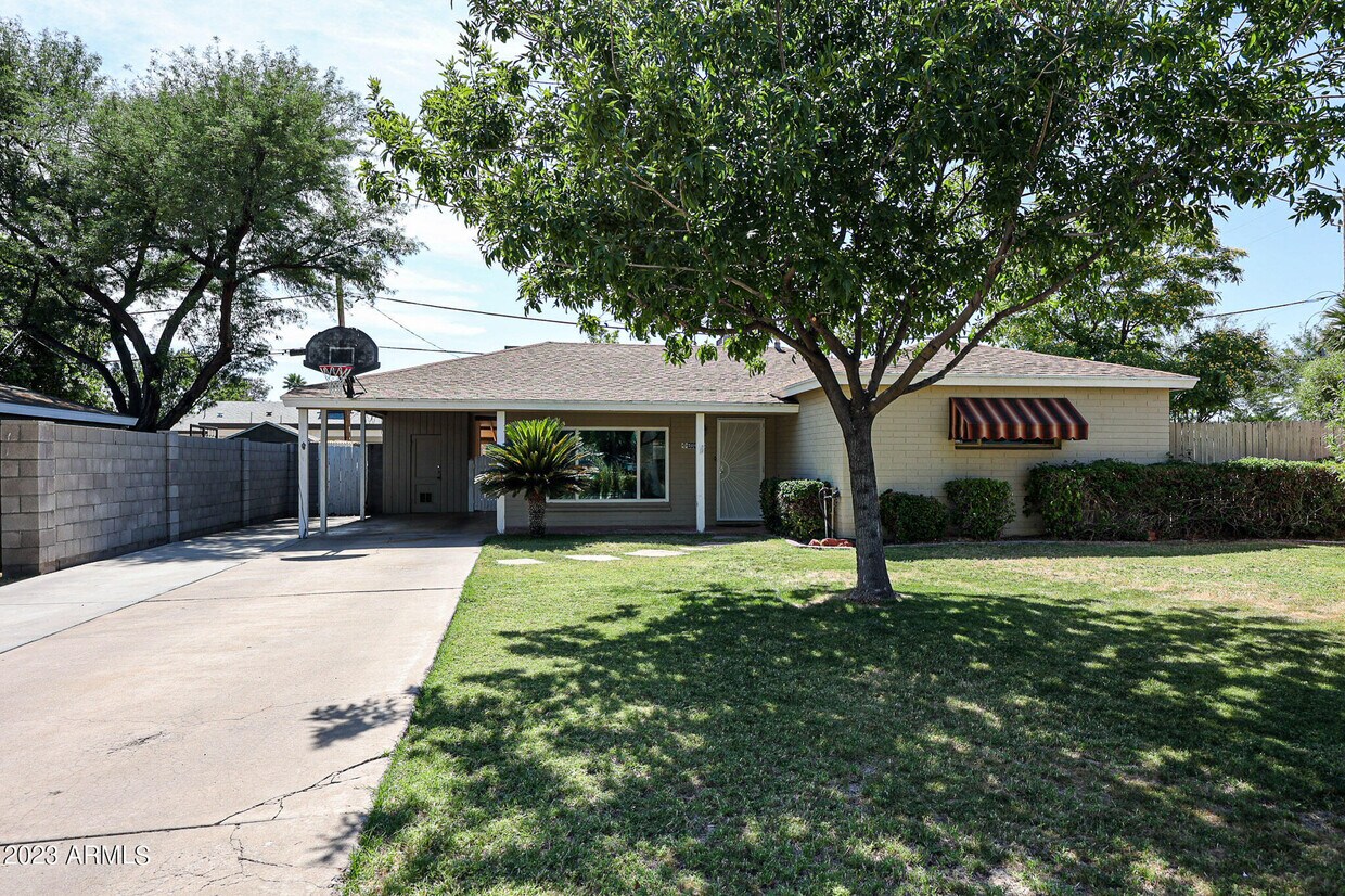 7042 N 11th Pl, Phoenix, AZ 85020 - House Rental in Phoenix, AZ ...