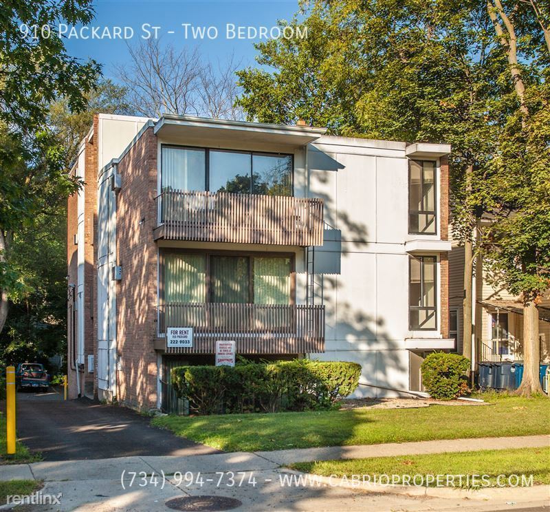 910 Packard St Unit Two Bedroom, Ann Arbor, MI 48104 - Room for Rent in ...