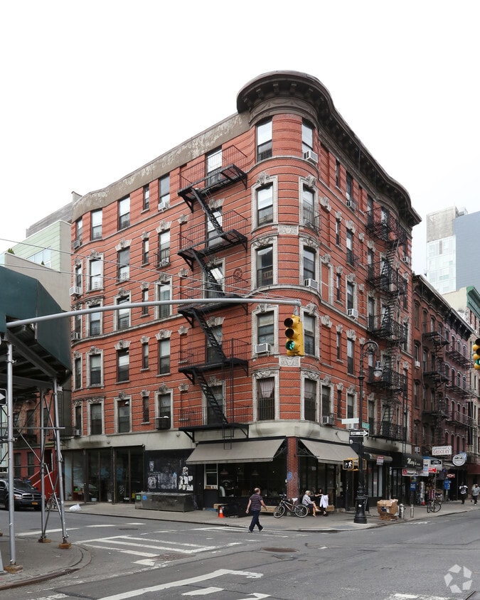 129 Rivington St, New York, NY 10002 - 129 Rivington St New York, NY ...