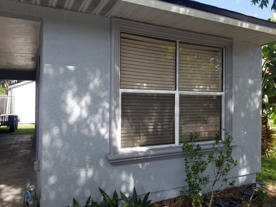 2572 Emerson Dr SE, Palm Bay, FL 32909 - House Rental in Palm Bay, FL ...