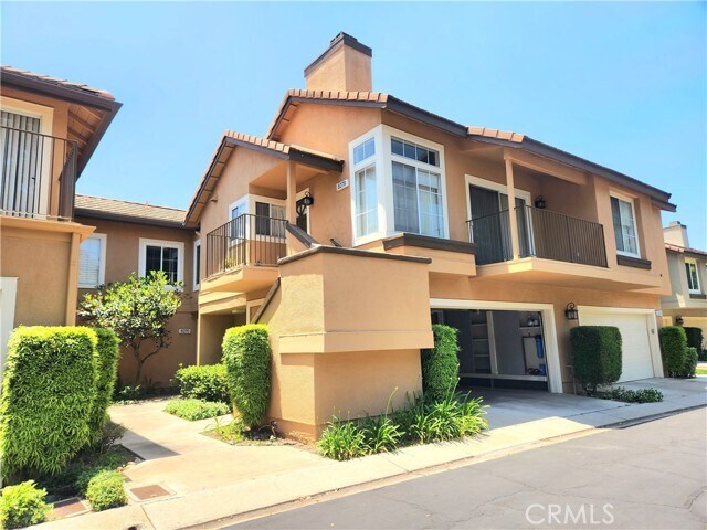 8270 E Oak Ridge Circle, Anaheim, CA 92808 - Townhome Rentals in ...