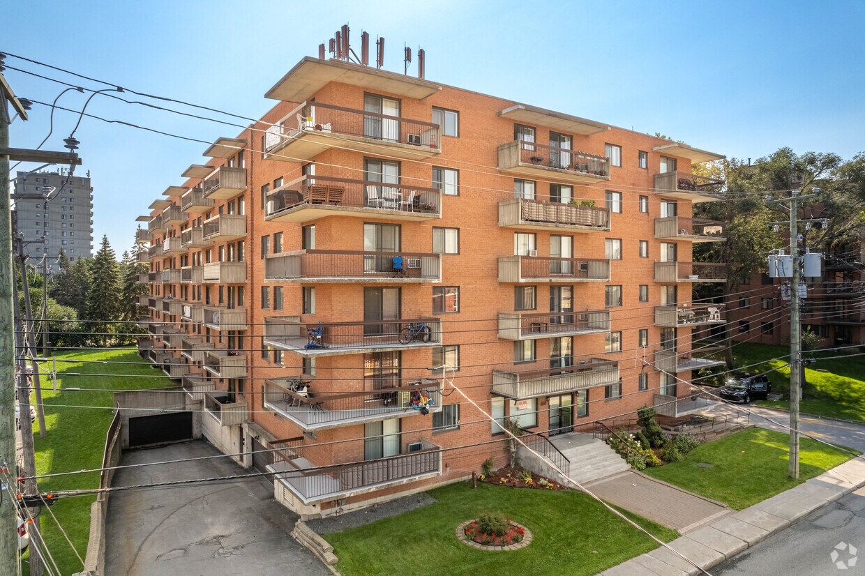 640 De La Côte-Vertu, Montréal, QC H4L 5G7 Appartements - 640 De La ...