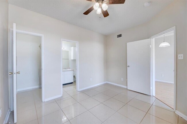 12166 Metric Blvd Unit 212, Austin, TX 78758 - Condo for Rent in Austin ...