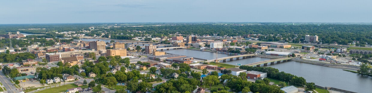 Moving to Waterloo? Cost of Living, Best Neighborhoods & What to Expect ...